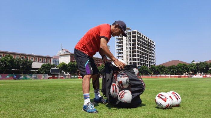 Apa Itu Kitman dalam Sepak Bola? Ini Tugasnya - TribunNews.com