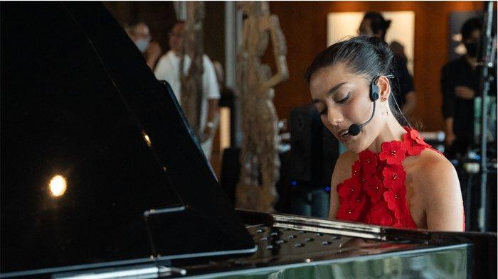 Kolaborasi Pianis Truedy dan Raul Renanda Hiasi 'Galeri Seni dan Musik ...