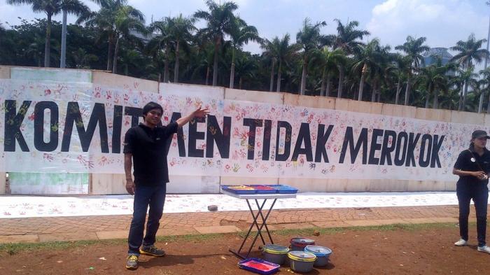 Usai Upacara, Akrab dan Adjie Komitmen Hidup Tanpa Rokok - TribunNews.com