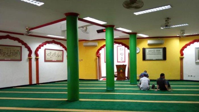 Tak Memiliki Kubah dan 4 Fakta Unik Masjid Lautze di Jakarta Pusat ...