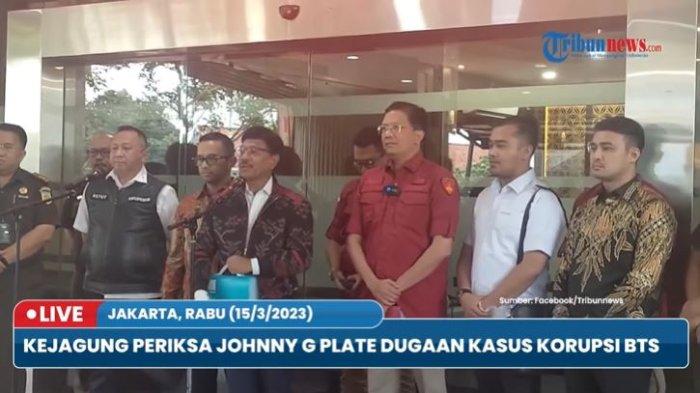 Enggan Jawab Pertanyaan Soal Kasus BAKTI Kominfo, Johnny G Plate: Proses Hukum Masih Panjang ...
