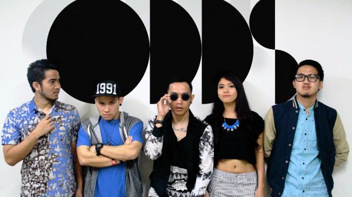 Band Urban Electro Pop ODDS Rilis Single Keduanya Dengan Tema Cinta ...
