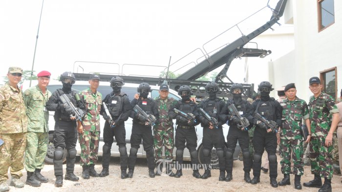 Panglima TNI Saksikan Demo Latihan Operasi Basra - TribunNews.com