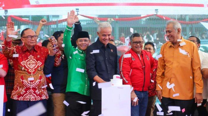 Rumah Aspirasi Relawan Diresmikan, Mardiono Siap Menangkan Ganjar Jadi ... Rumah Aspirasi Relawan Diresmikan, Mardiono Siap Menangkan Ganjar Jadi ...