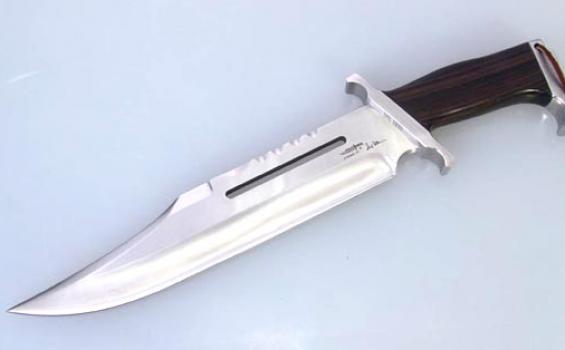 Heboh Pisau Rambo di Kamar Ganti Tempat Latihan Chelsea - TribunNews.com