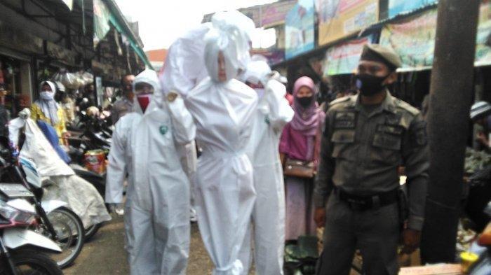 Hadirkan Pocong dan Keranda Mayat Hebohkan Pasar Tradisional di Cikupa ...