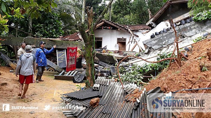 Satiman Terkubur Diduga Hendak Mengambil Perhiasan di Dalam Rumah ...
