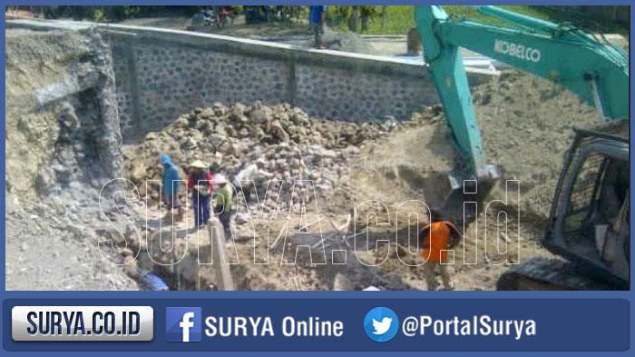 Baru Sepekan, Talud Jembatan di Ngawi Senilai Rp 30 Miliar Ambruk - TribunNews.com