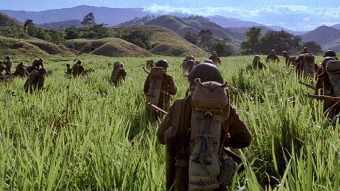 Sinopsis Film The Thin Red Line Arahan Sutradara Terence Malick, Tayang ...