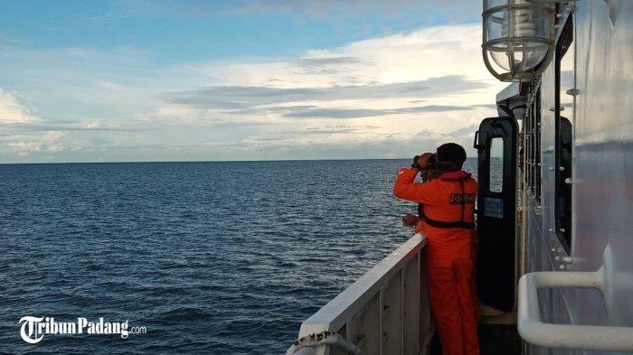 Perahu Pompong Berisi 5 Penumpang Terbalik di Perairan Mentawai: 3 ...