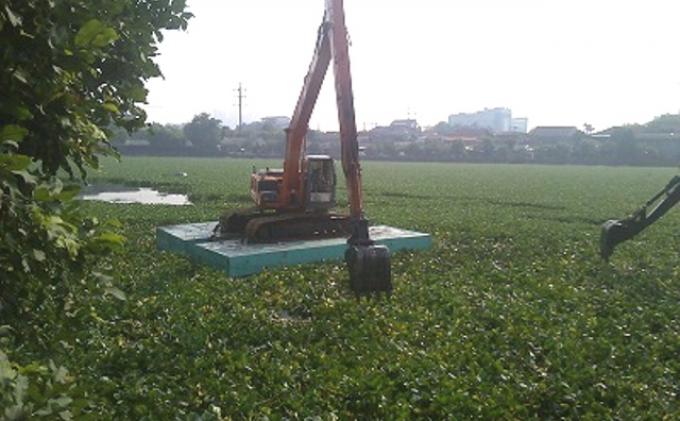 Normalisasi, Lumpur di Waduk Tomang Barat Mulai Dikeruk - TribunNews.com