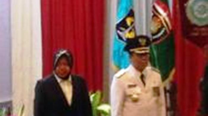 Wali Kota Surabaya Risma Diganti Nurwiyatno - TribunNews.com
