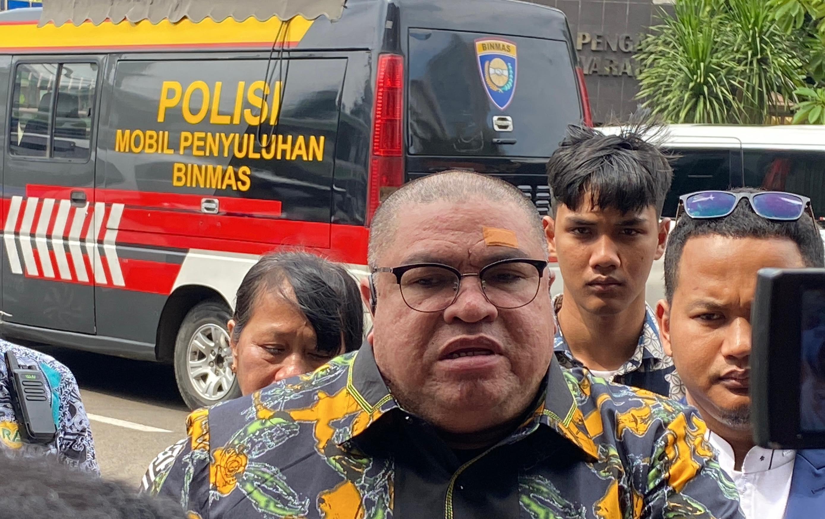 Sempat Anggap Anak, Razman Kini Tak Peduli dengan Putri Nikita Mirzani ...