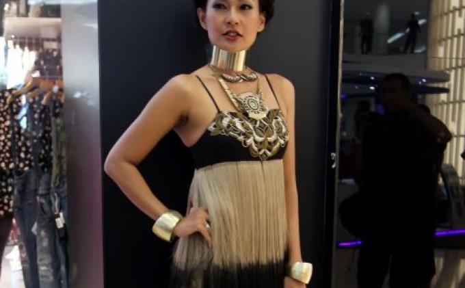 Endhita - TribunNews.com