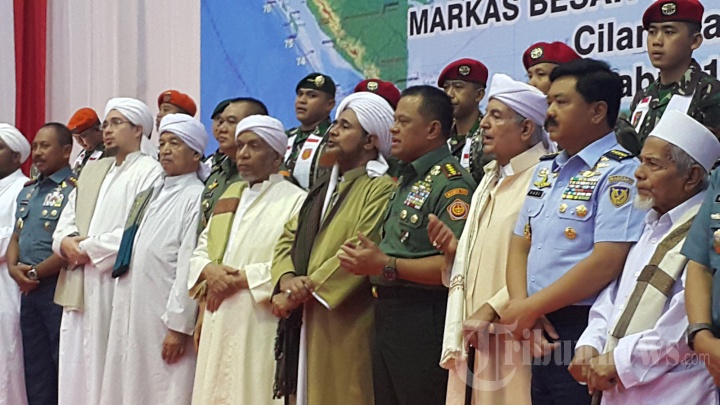1.923 Prajurit dan ASN TNI Ikuti Tasyakuran Lintas Agama, Foto 1 ...