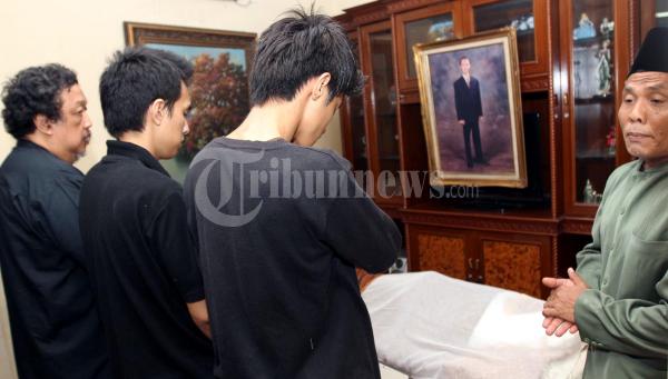 HIM Damsyik Datuk Maringgih Meninggal Dunia, Foto 1 #13671 - TribunNews.com