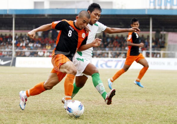 Imral Usman Persiraja Giring Bola , Foto 11 #49142 - TribunNews.com