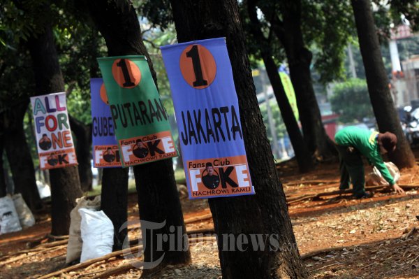 Spanduk Cagub Cawagub, Foto 5 #72382 - TribunNews.com