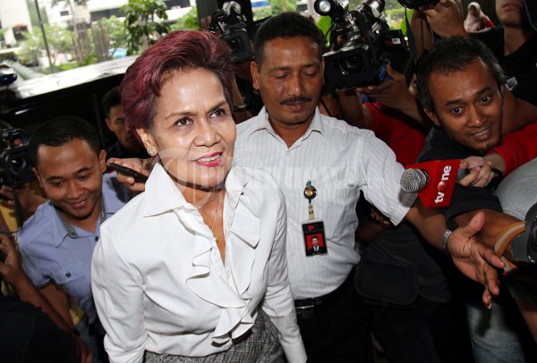 Pemeriksaan Miranda Goeltom, Foto 2 #86832 - TribunNews.com