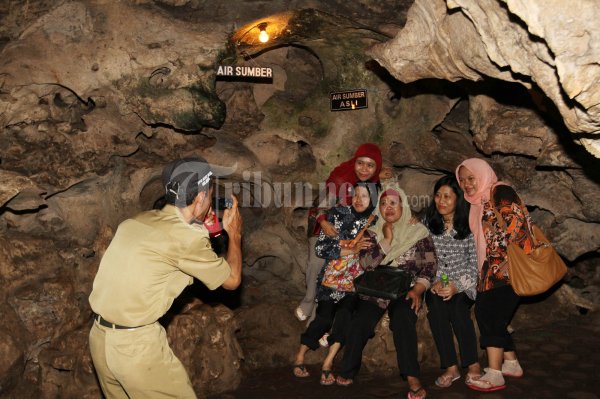 Goa Akbar Di Tuban Jawa Timur, Foto 7 #149931 - TribunNews.com