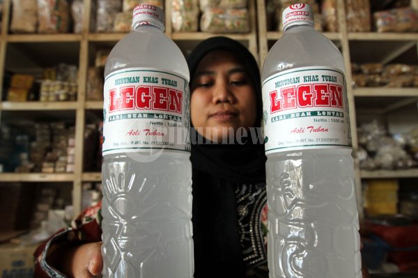 Minuman Legen Dari Tuban, Foto 1 #149691 - TribunNews.com