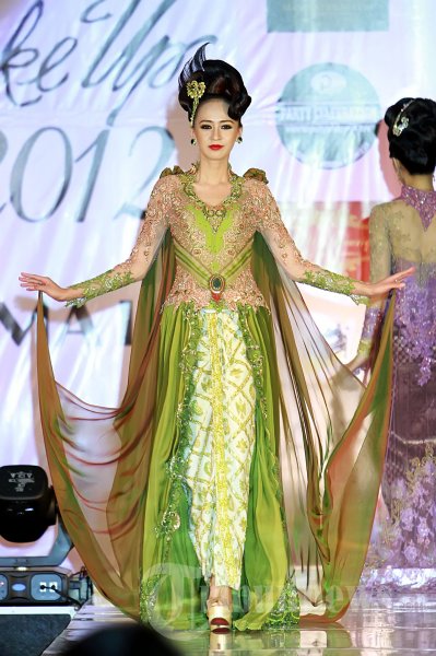 Fashion Show Kebaya, Foto 20 #198481 - TribunNews.com