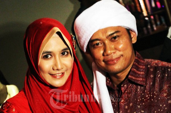 Cheche Kirani dan Ustadz Aa Hadi, Foto 7 #400331 - TribunNews.com