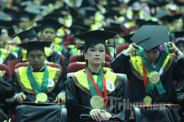 Wisuda Pascasarjana Unhas , Foto 1 #478481 - TribunNews.com