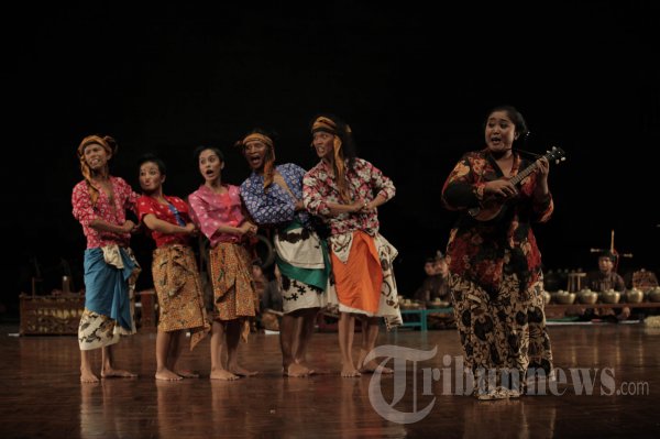 Latihan Pementasan Opera Jawa, Foto 6 #499291 - TribunNews.com