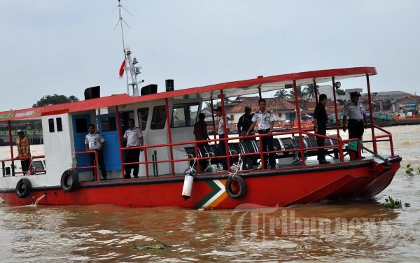 Bus Air Transmusi, Foto 3 #508641 - TribunNews.com