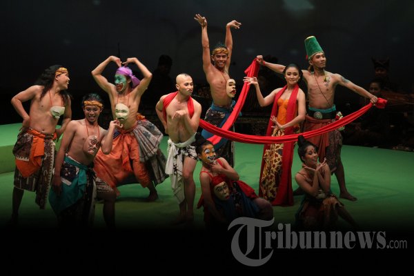Pementasan Opera Jawa Selendang Merah, Foto 3 #519141 - TribunNews.com