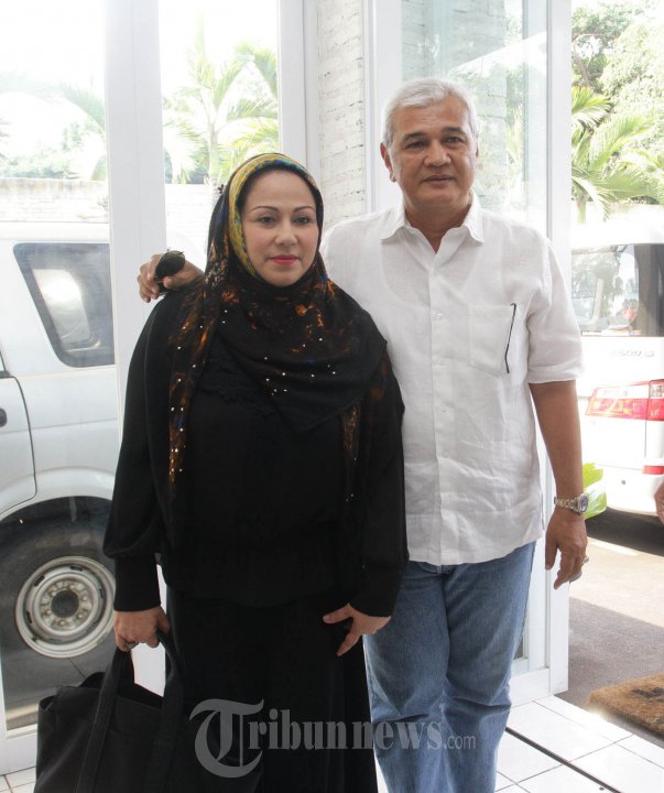 Camelia Malik dan Harry Capri, Foto 12 #561122 - TribunNews.com