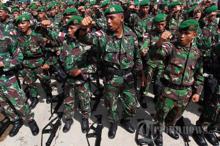 TNI Kirim Prajurit ke Perbatasan Malaysia , Foto 8 #564492 - TribunNews.com
