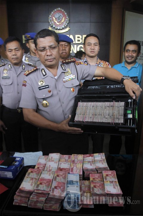 Pembobolan Mobil Securicor G4S, Foto 2 #569471 - TribunNews.com