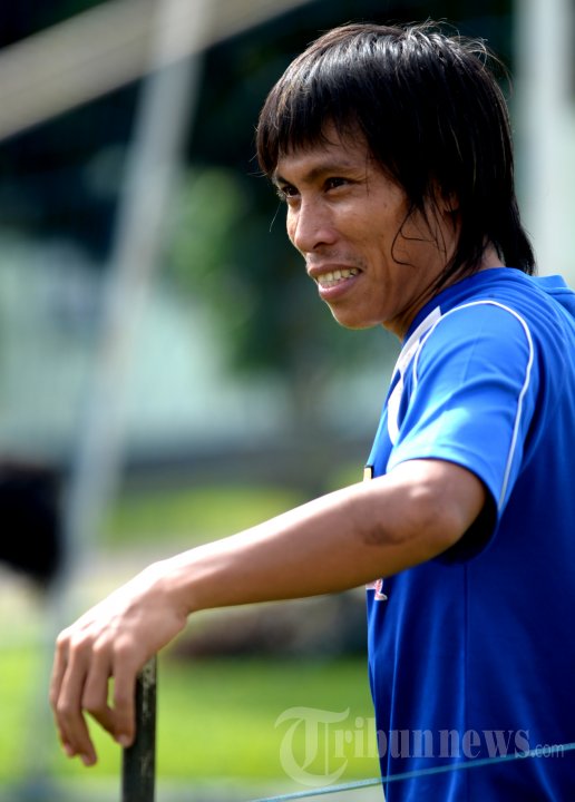 Asri Akbar Pemain Persib Bandung, Foto 5 #592172 - TribunNews.com