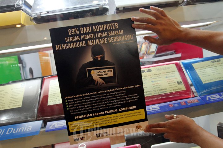 Sosialisasi Anti Software Bajakan, Foto 3 #598952 - TribunNews.com