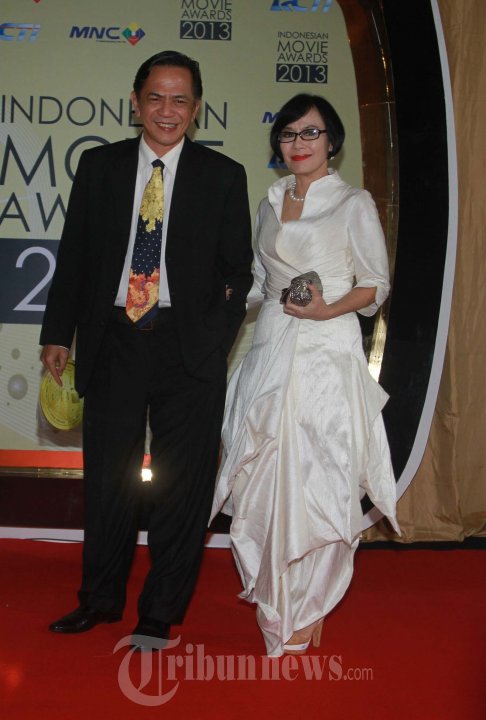 Ray Sahetapy dan Istri di Acara IMA 2013, Foto 1 #600952 - TribunNews.com