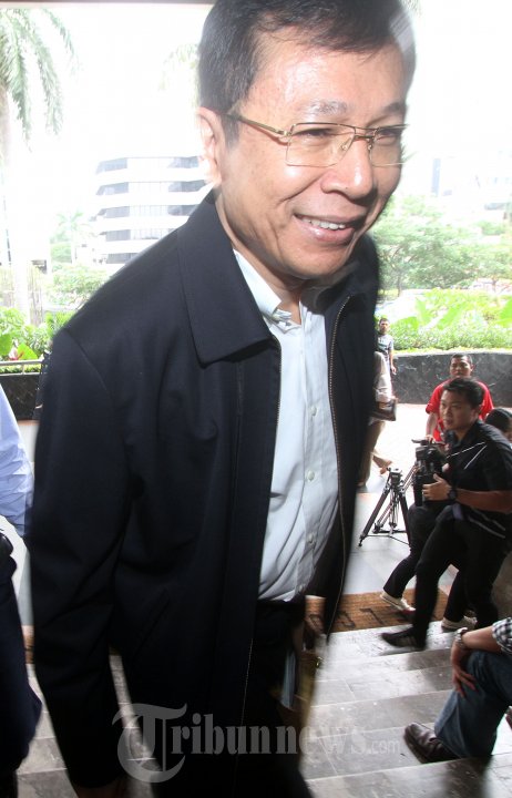 Pemeriksaan Raden Pardede, Foto 1 #612112 - TribunNews.com