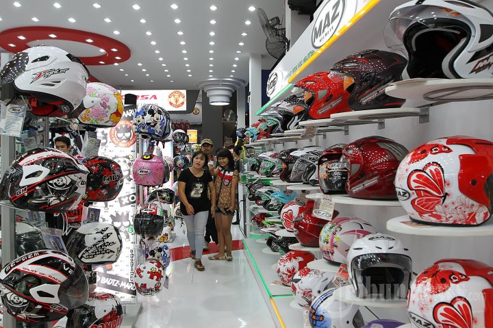 Stand Helm di PRJ, Foto 4 #626792 - TribunNews.com