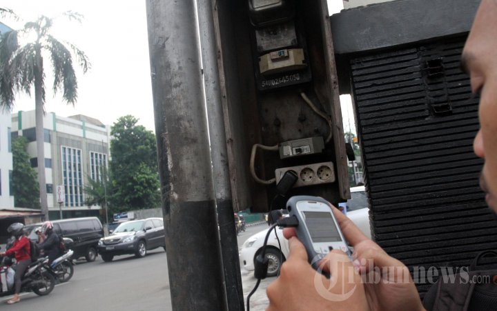 Aliran Listrik Terbuka, Foto 1 #640142 - TribunNews.com