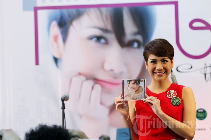 Bunga Citra Lestari Rilis Album BCL The Best of, Foto 6 #644121 ...