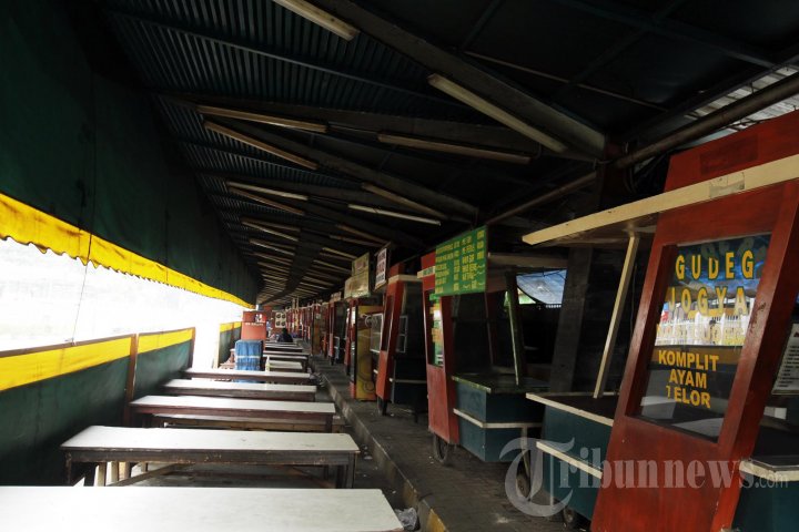 Pertokoan Tutup, Foto 2 #722732 - TribunNews.com