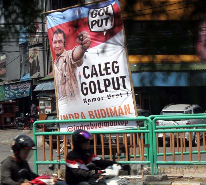 Spanduk Caleg Golput, Foto 3 #755332 - TribunNews.com