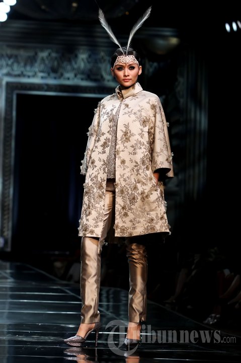 Fashion Show Karya Sebastian Gunawan, Foto 15 #768491 - TribunNews.com