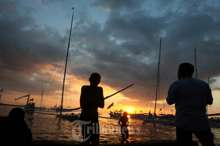Lomba Perahu Sandeq 2013 di Makassar, Foto 4 #769481 - TribunNews.com