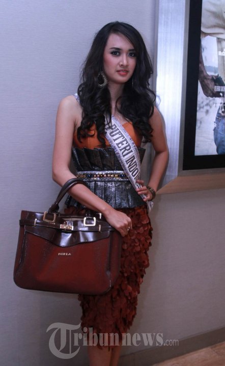 Ryan Putri Astrini Putri Indonesia, Foto 1 #768951 - TribunNews.com