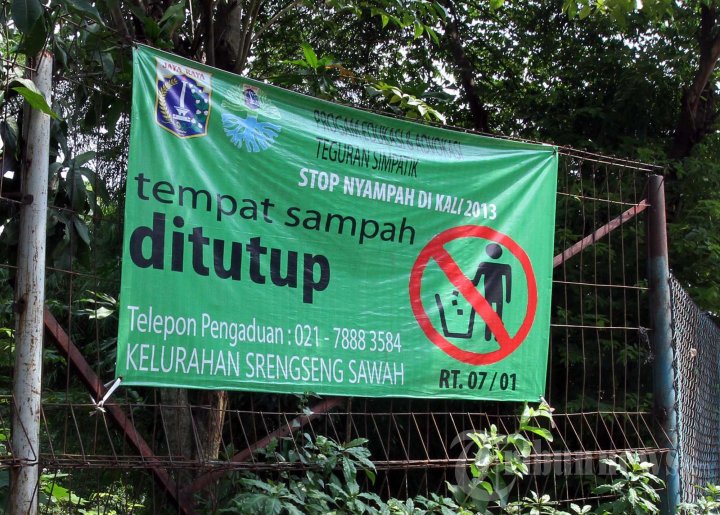 Stop Buang Sampah Sembarangan Foto 1 783862 Tribunnews