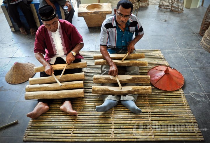 Alat Musik Tradisional Aceh Singkil, Foto 5 #809712 - TribunNews.com