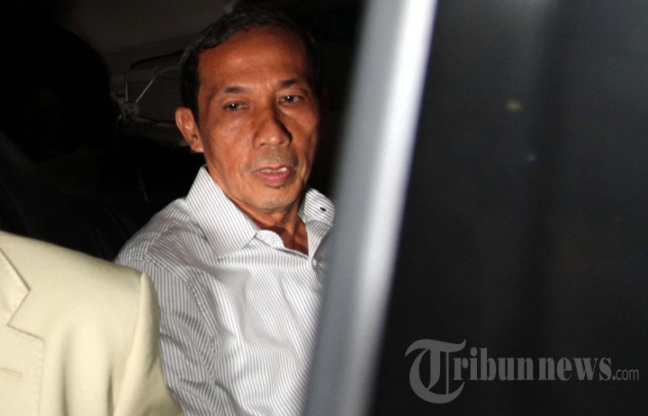 Wakil Rektor UI Diperiksa KPK, Foto 4 #811692 - TribunNews.com