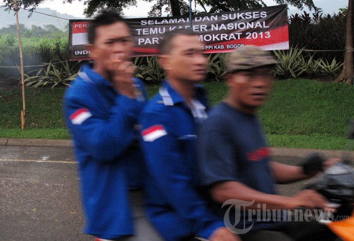 Spanduk PPI Sambut Kader Demokrat, Foto 3 #857402 - TribunNews.com